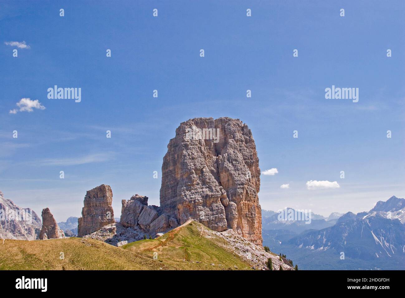 dolomites, cinque torri, torre grande, cinque torris Stock Photo - Alamy