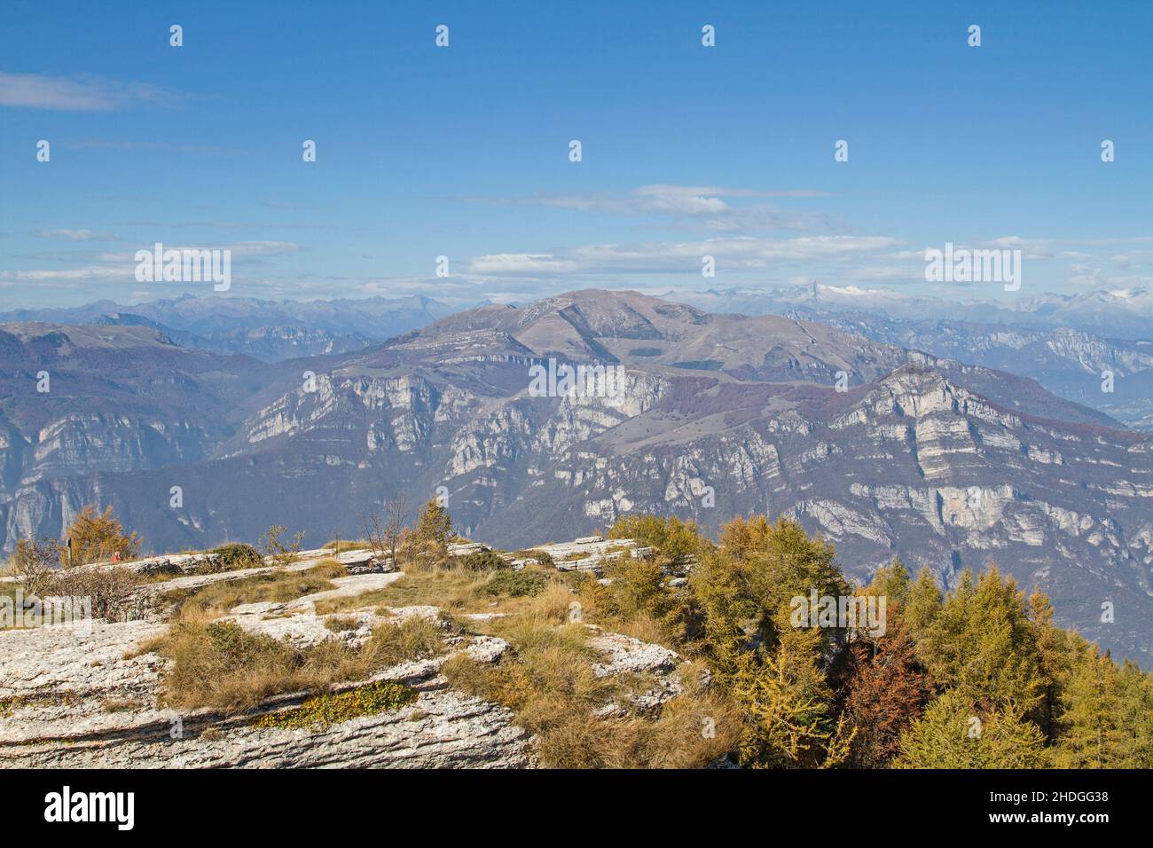 monti lessini, monte castelberto Stock Photo - Alamy