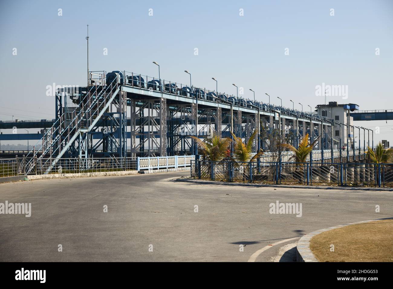 Lock gate of Teesta Mahananda link canal at Gajaldoba. Jalpaiguri, West ...