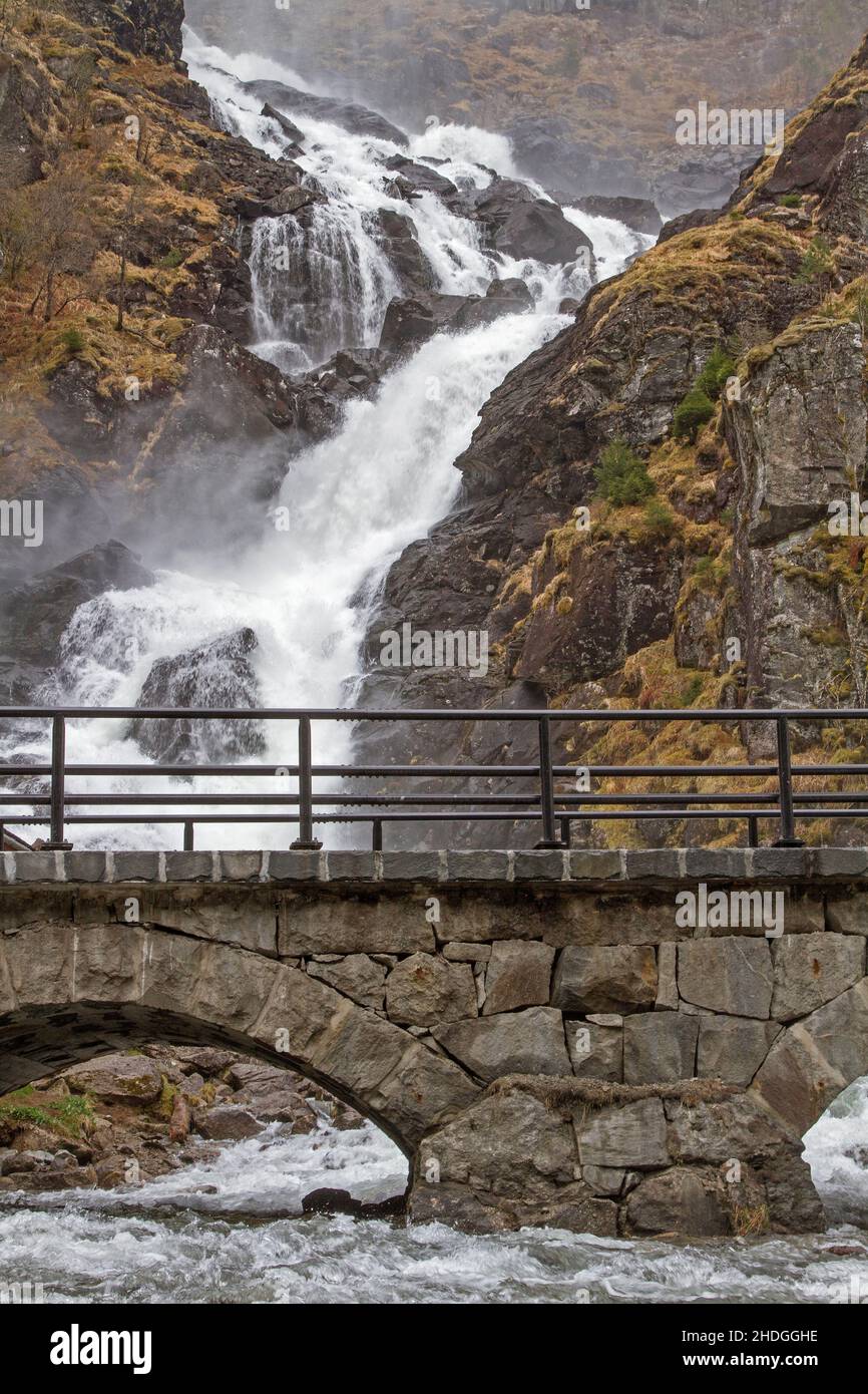 Natural bridge waterfall hi-res stock photography and images - Alamy
