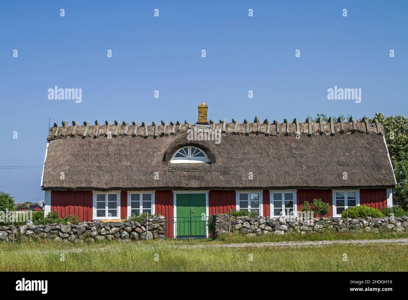 thatched-roof house, thatched-roof houses Stock Photo - Alamy
