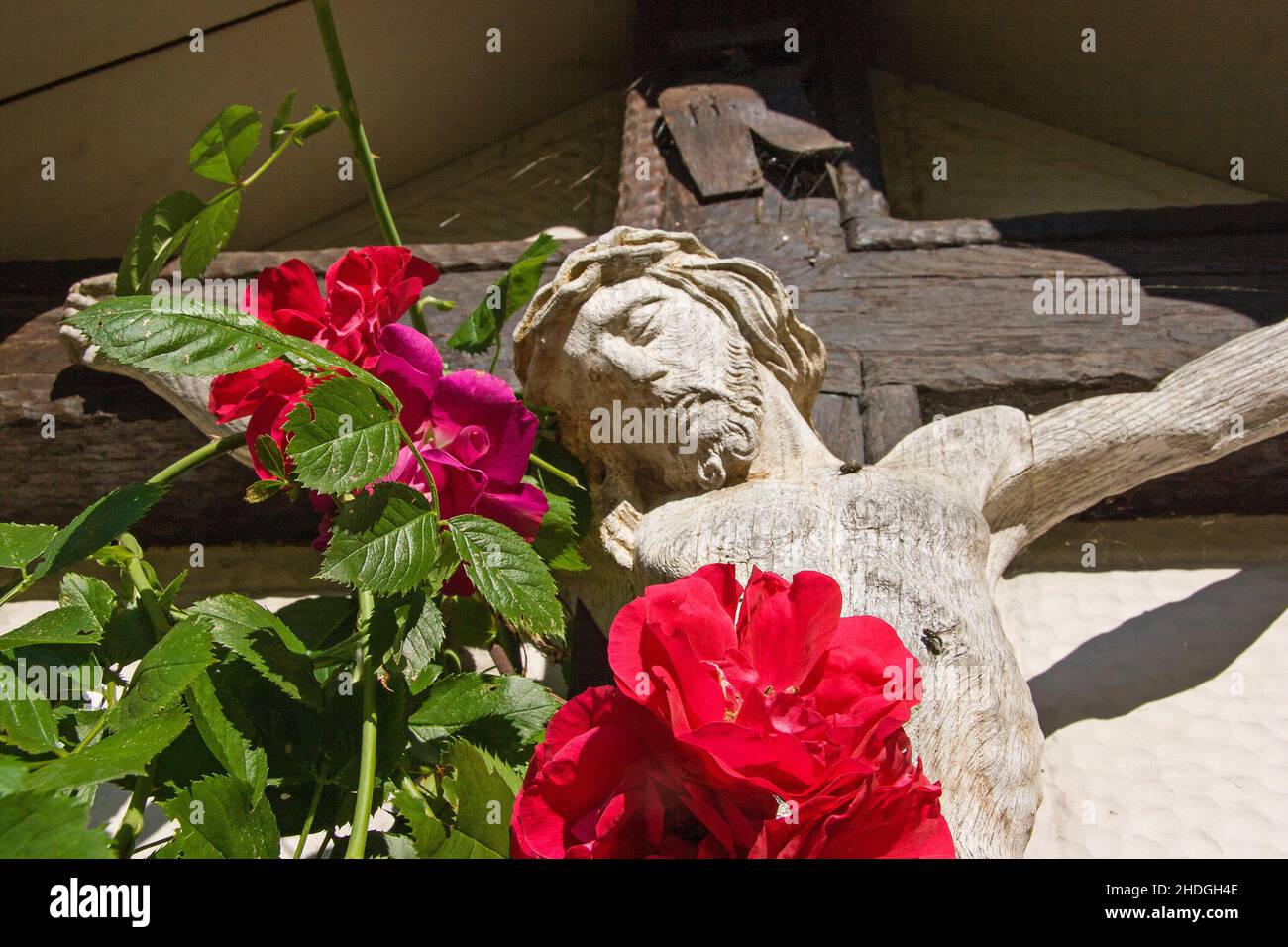 Cross Crucifix Rose Roses High Resolution Stock Photography and Images ...