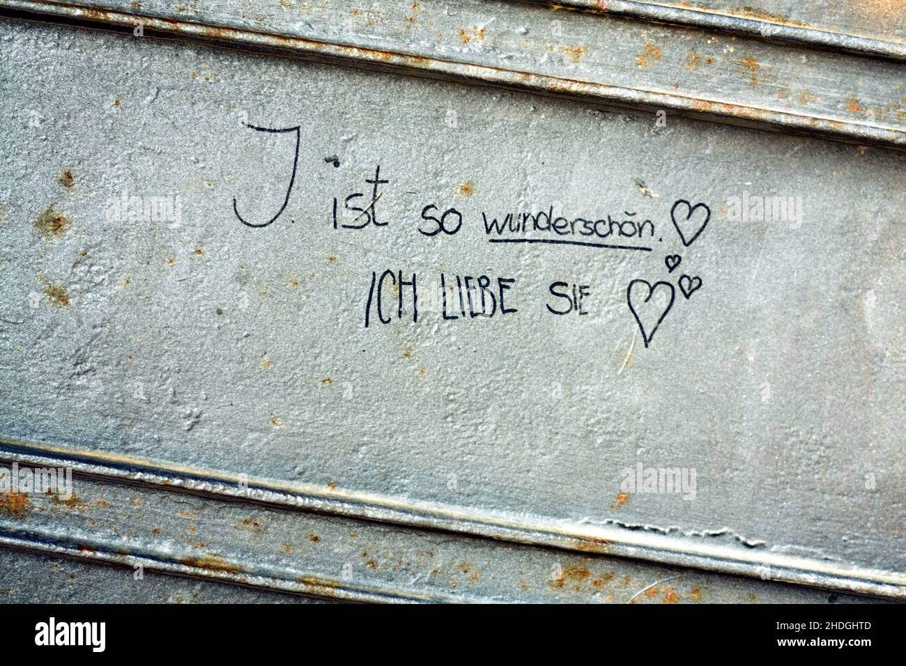 house wall, love message, walls, love messages Stock Photo - Alamy