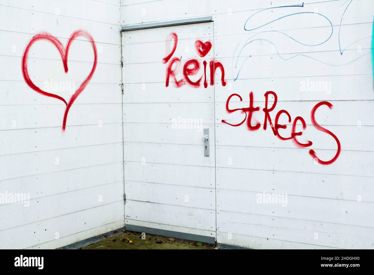 graffiti, spelling, emotional stress, graffitis Stock Photo - Alamy