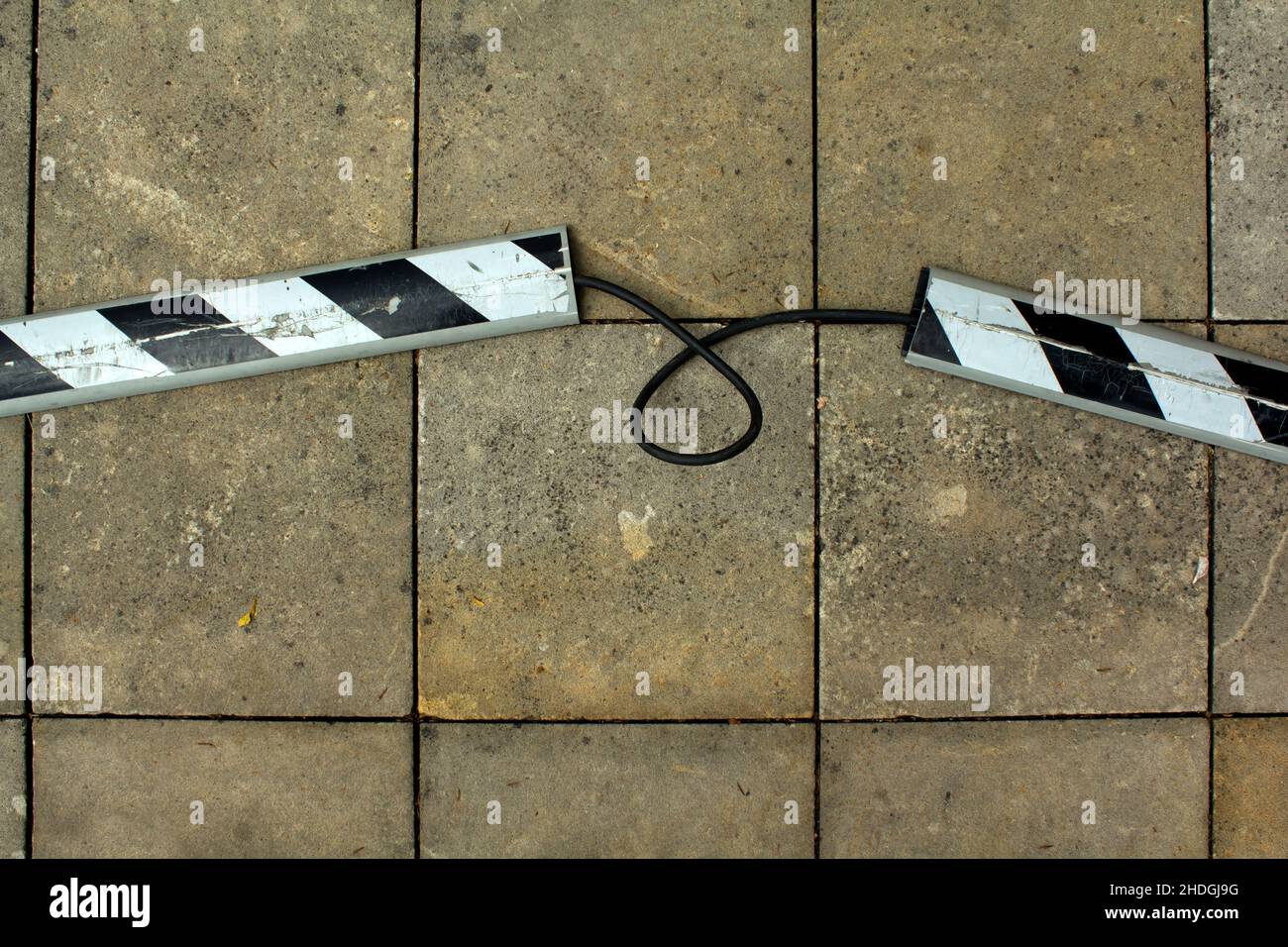 power cable, accident risk, railway sleeper, labor protection, powers ...