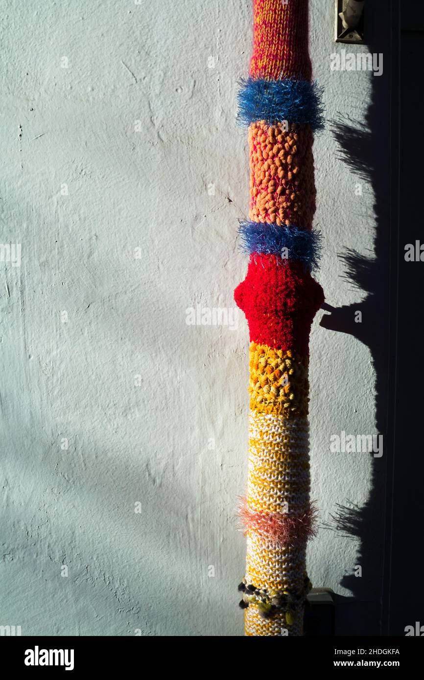 Guerilla knitting hi-res stock photography and images - Alamy