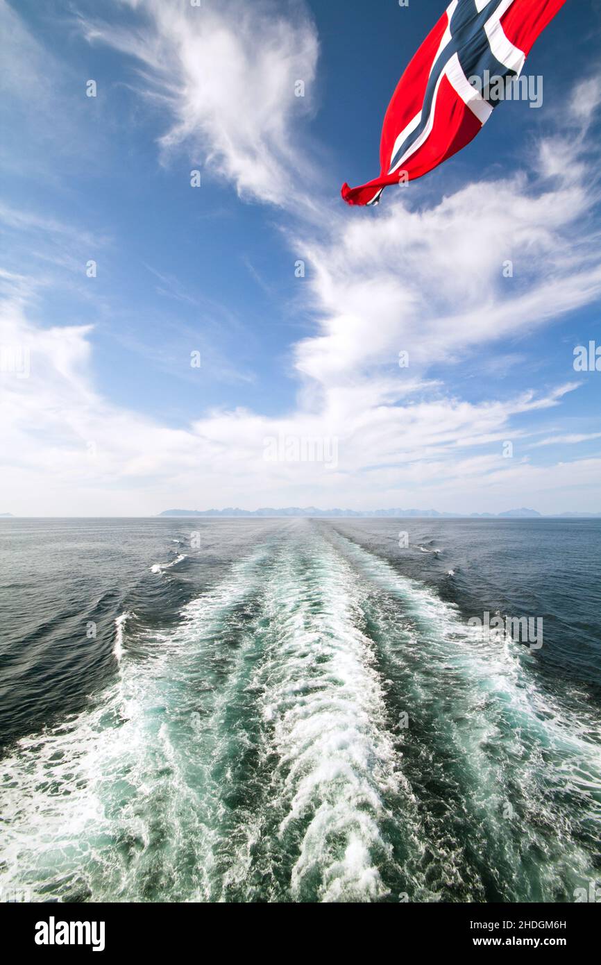 Stern wave hi-res stock photography and images - Alamy