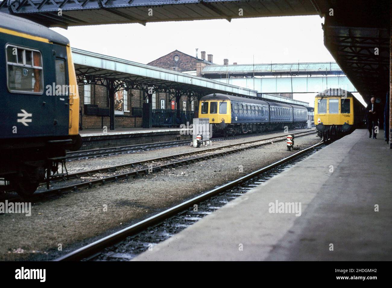Rail cars at Worcester Shrub Hill station in 1976 Stock Photo - Alamy