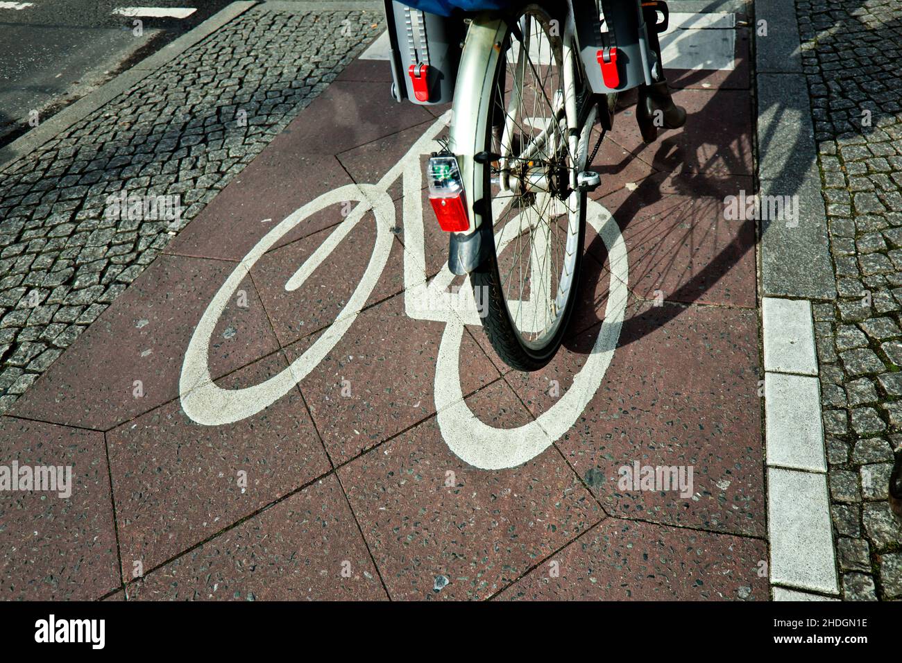 bicycle, cyclists, bike lane, bicycles, bike, cyclist, bicycle lane ...