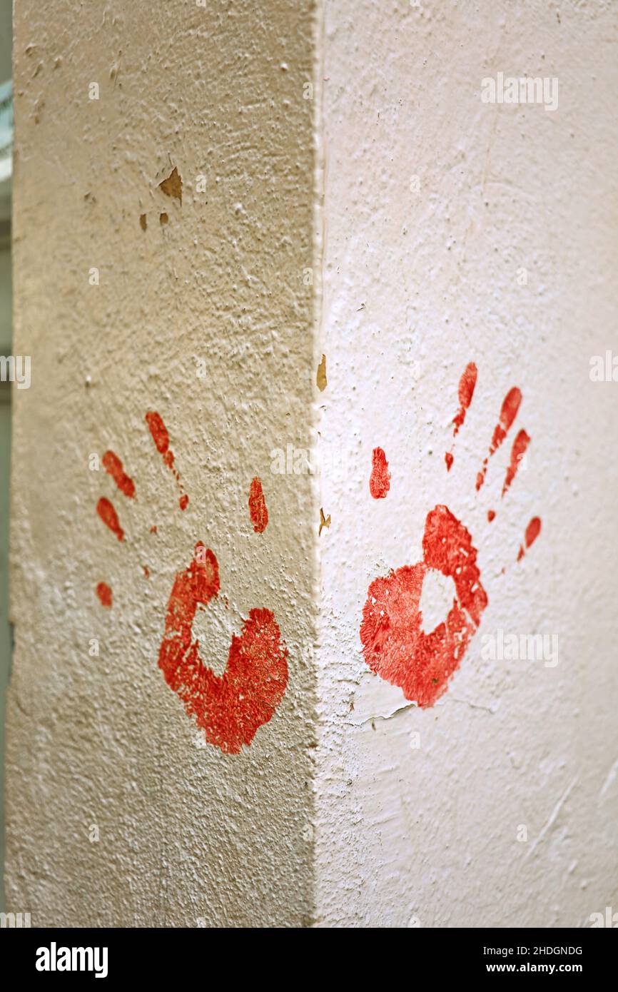 Handprint graffiti hi-res stock photography and images - Alamy