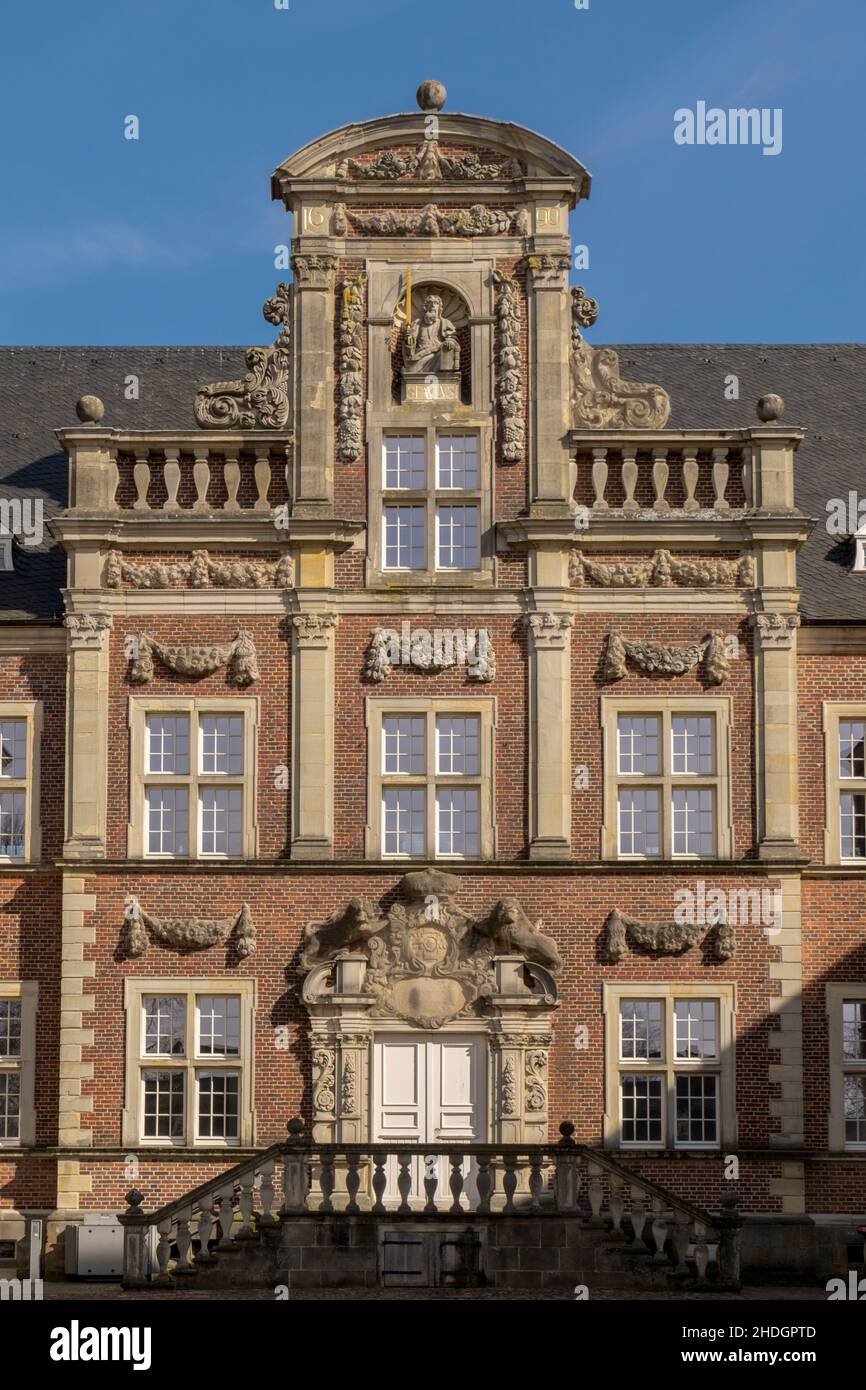 Muensterland vertical hi-res stock photography and images - Alamy