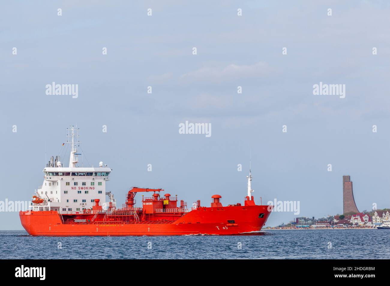 Tankers transport hi-res stock photography and images - Alamy