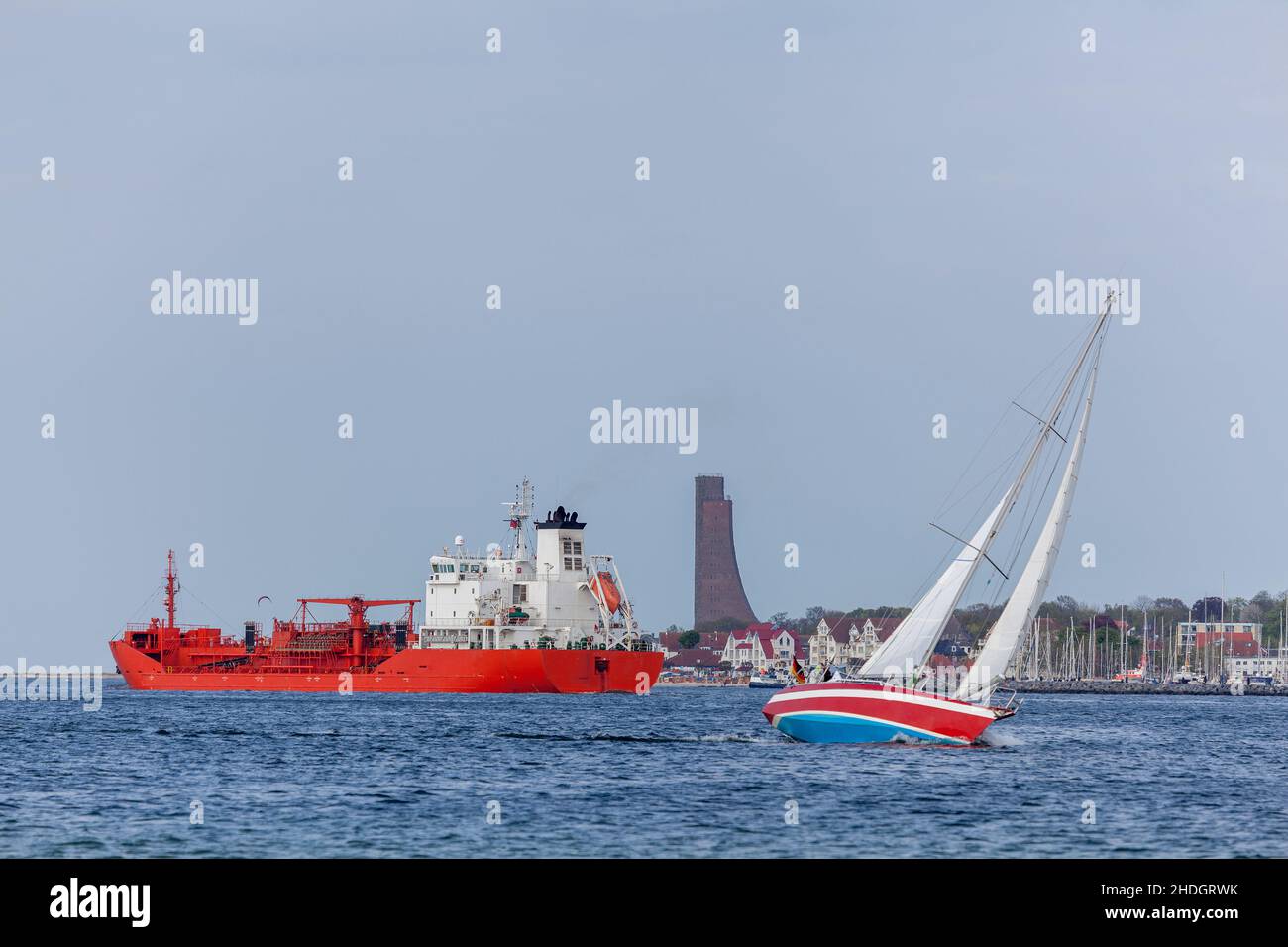 Ship tanker sailing boat hi-res stock photography and images - Alamy