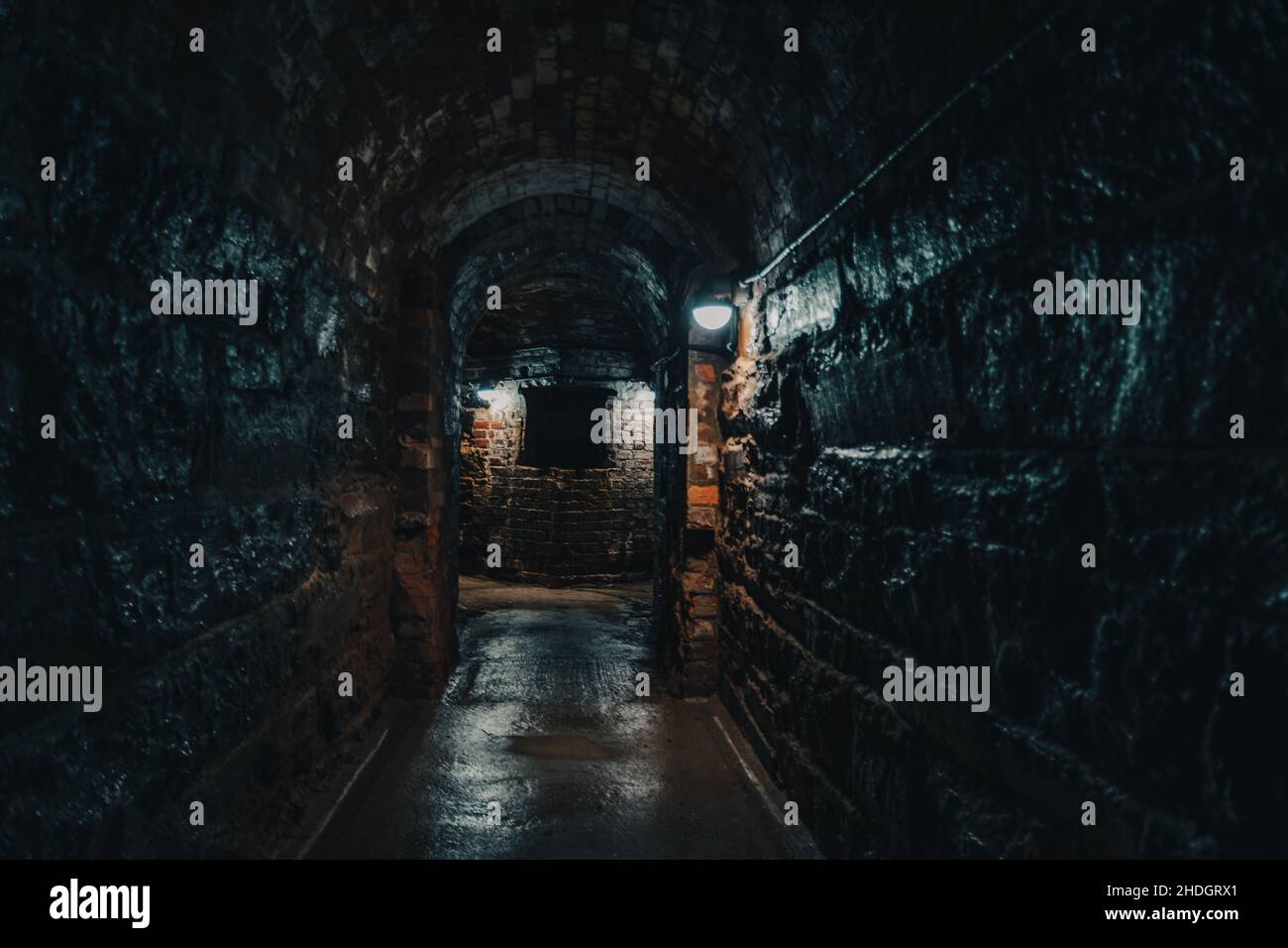 Tunnel complex hi-res stock photography and images - Alamy