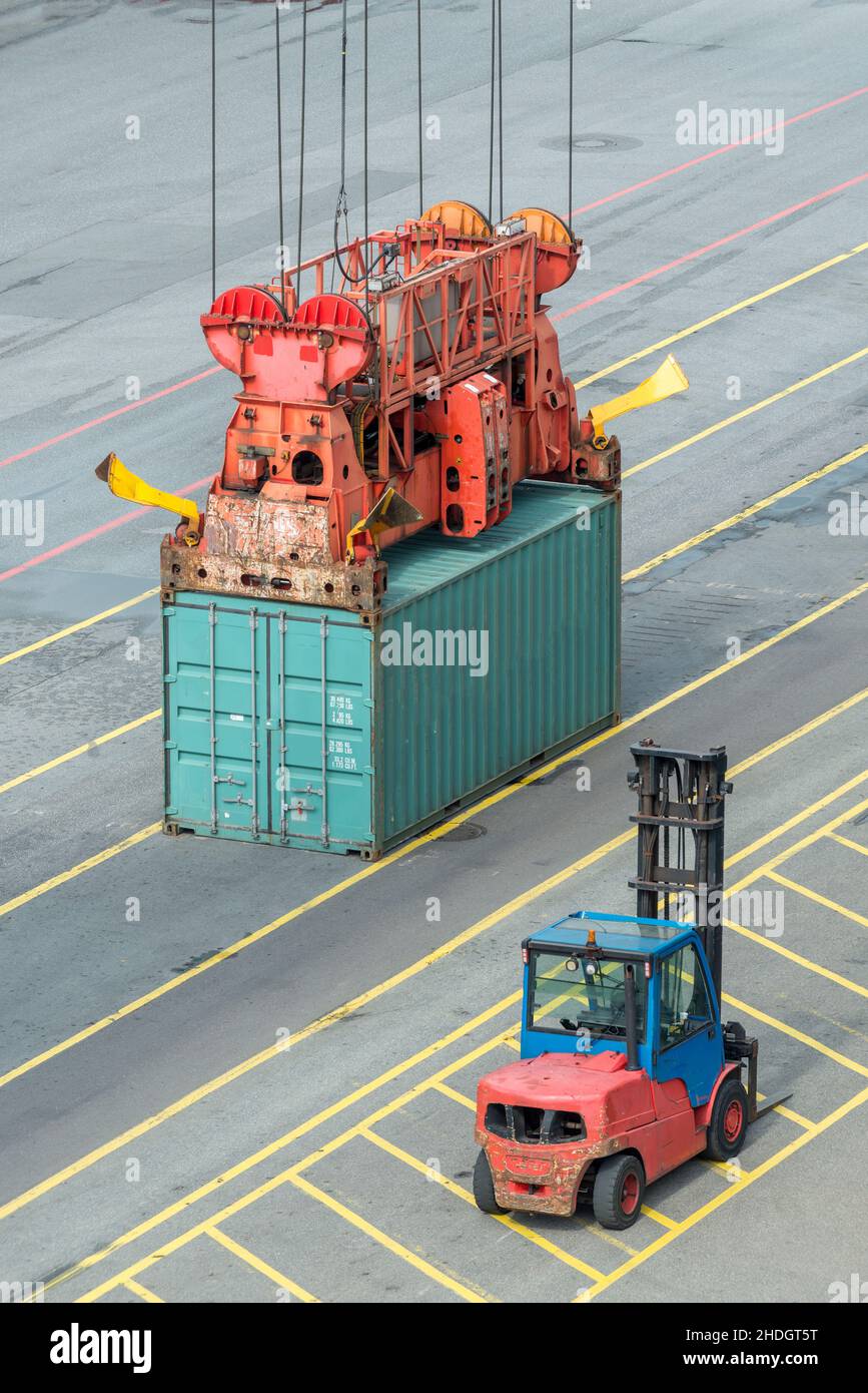 loading, container terminal, container terminals Stock Photo - Alamy