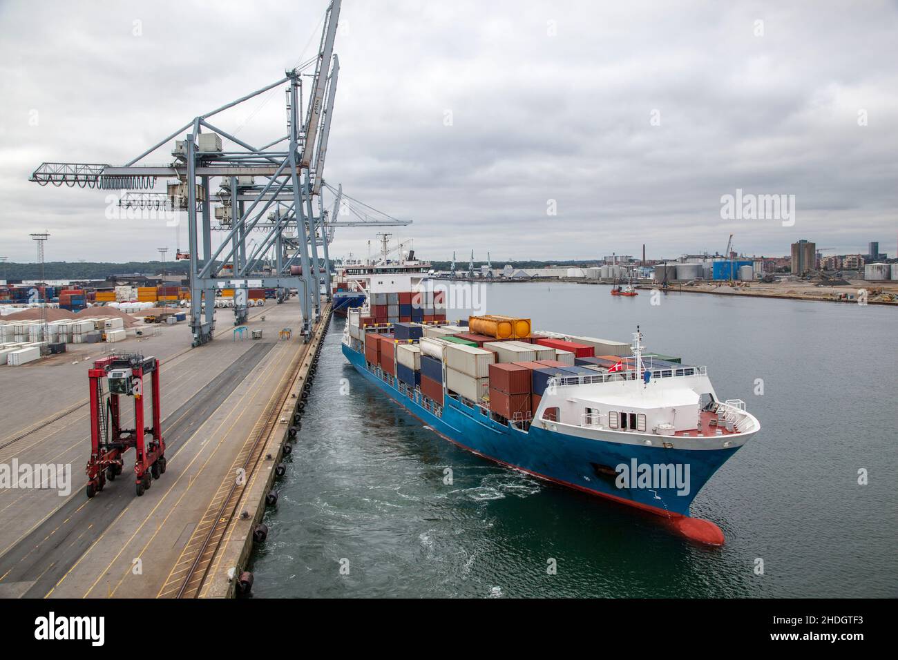 container ship, container terminal, container ships, container ...