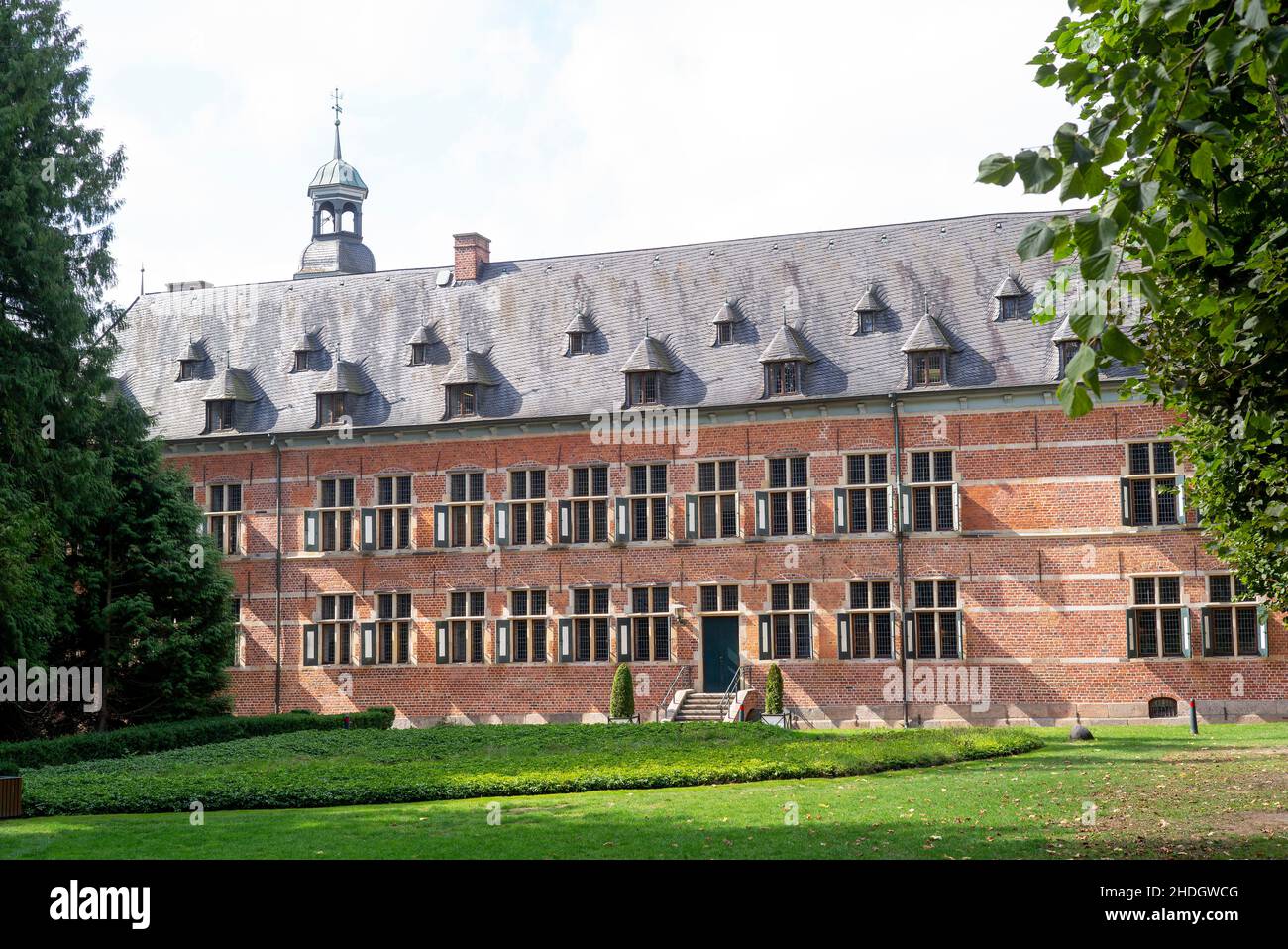 Castle reinbek hi-res stock photography and images - Alamy