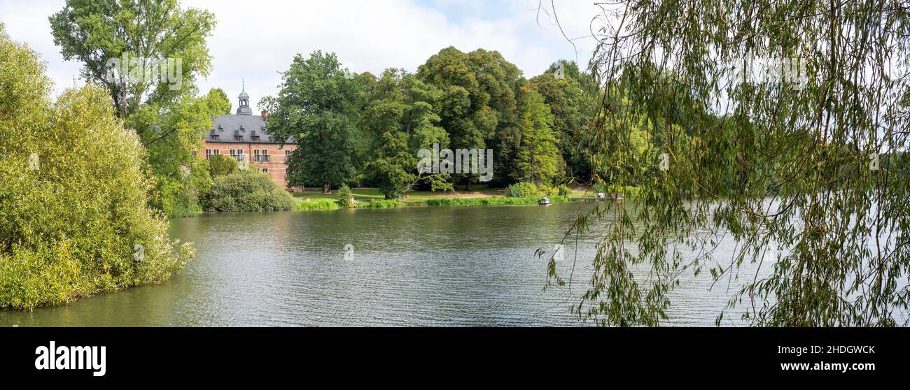 Castle reinbek hi-res stock photography and images - Alamy