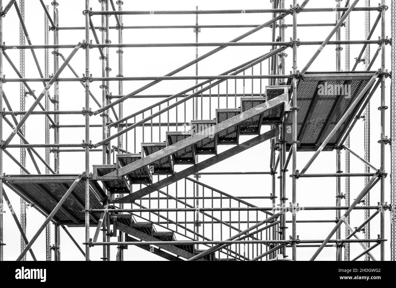 Building construction scaffolding Black and White Stock Photos & Images ...