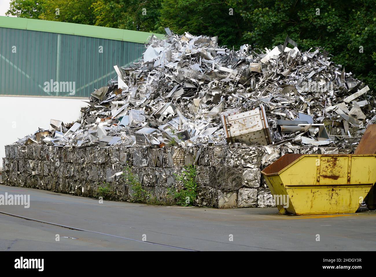 scrap metal, scrapyard, scrap metals, scrapyards Stock Photo - Alamy