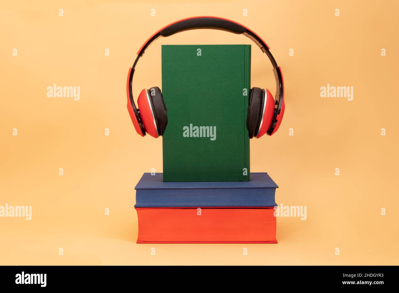 Audio technologies hi-res stock photography and images - Alamy