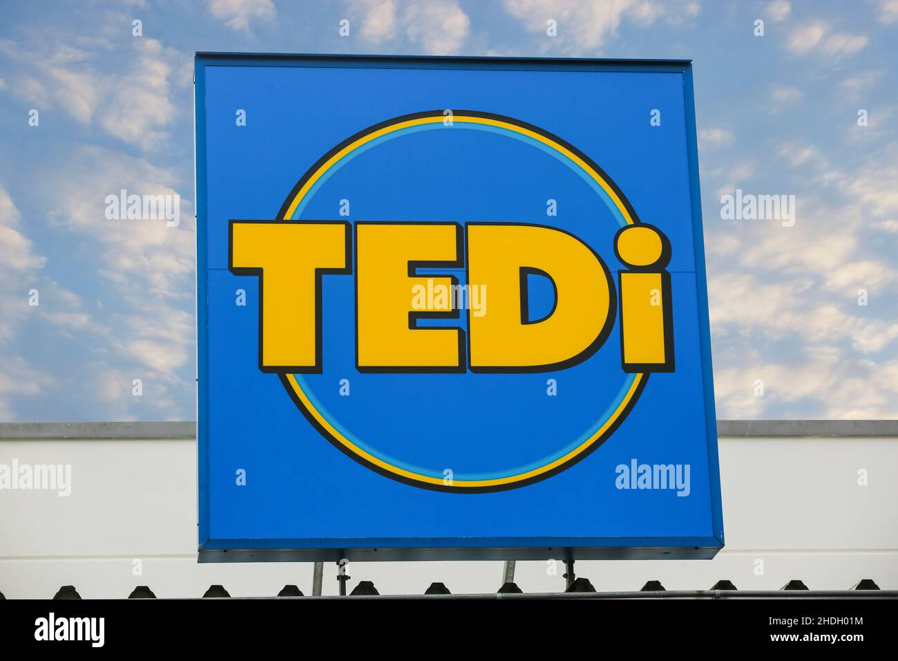 Tedi supermarket hi-res stock photography and images - Alamy