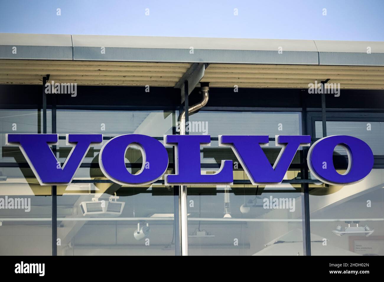 Volvo logos hi-res stock photography and images - Alamy