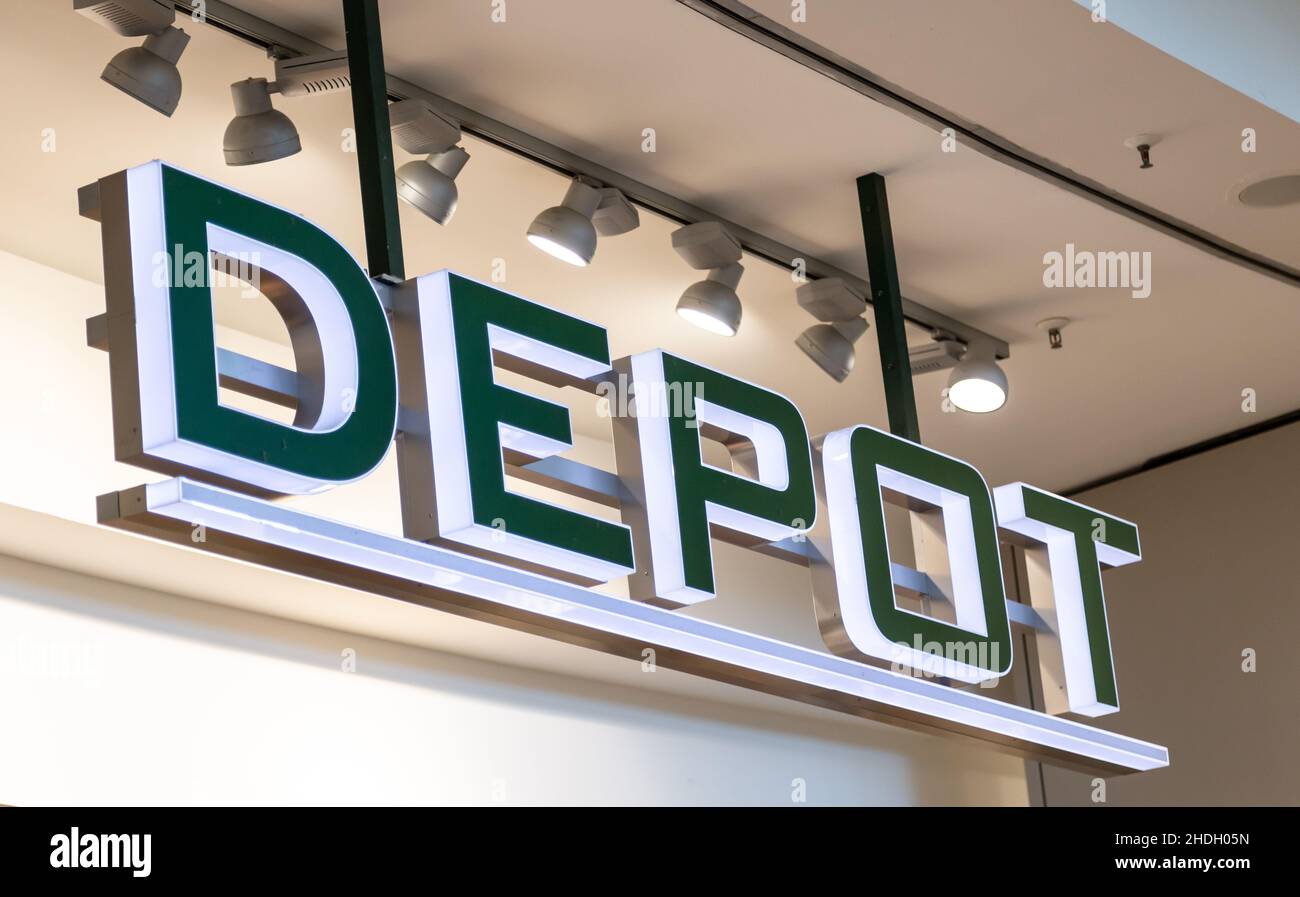 Home depot corporate logo hi-res stock photography and images - Alamy