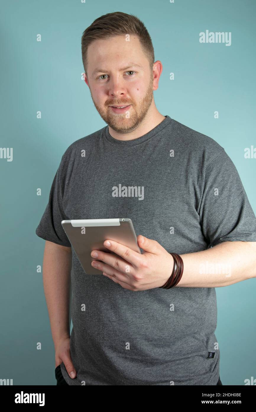 man, mobile communication, tablet-pc, guy, men, mobile communications ...