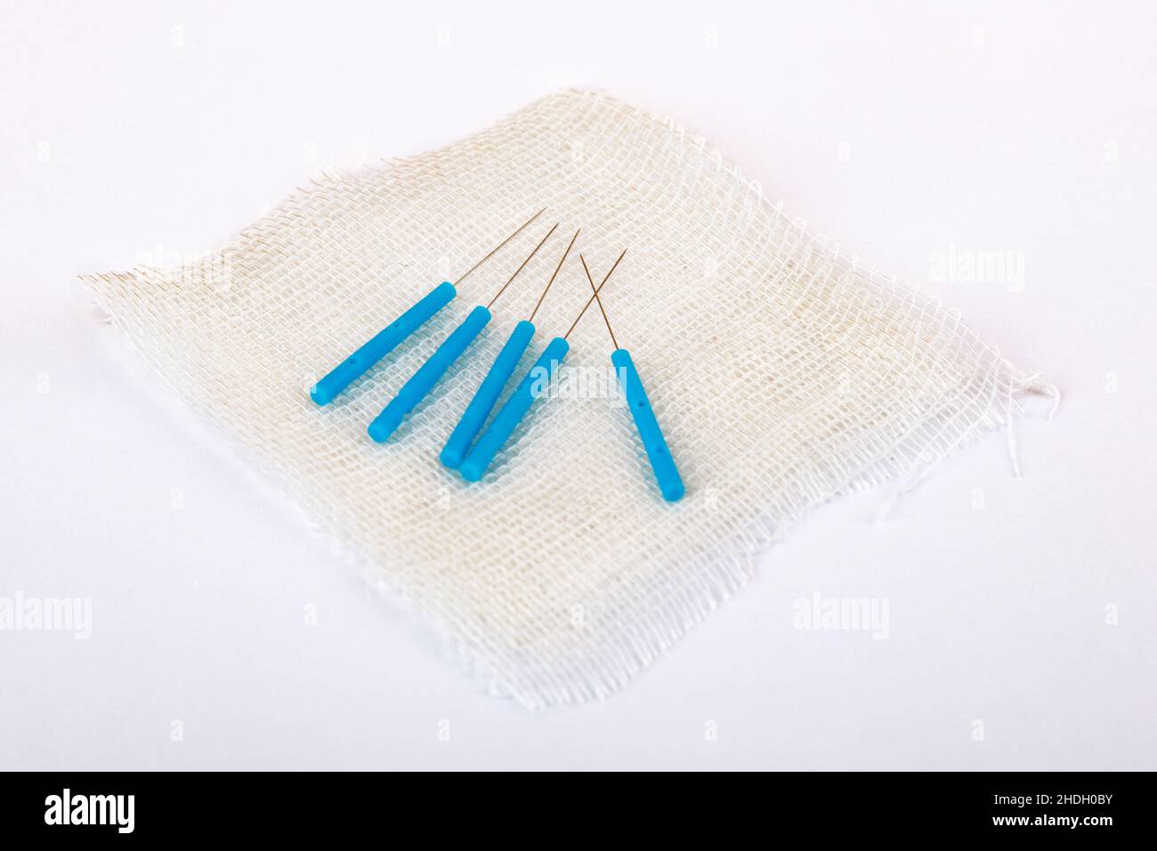 Chinese acupunctures hi-res stock photography and images - Alamy