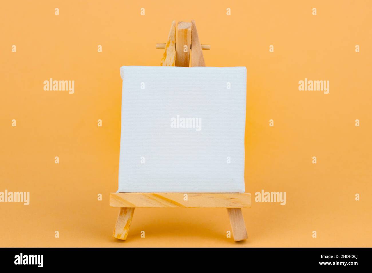easel, canvas, easels Stock Photo - Alamy