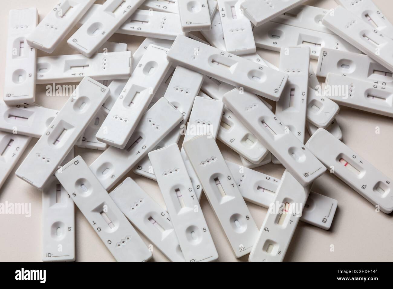 Lateral flow tests hi-res stock photography and images - Alamy