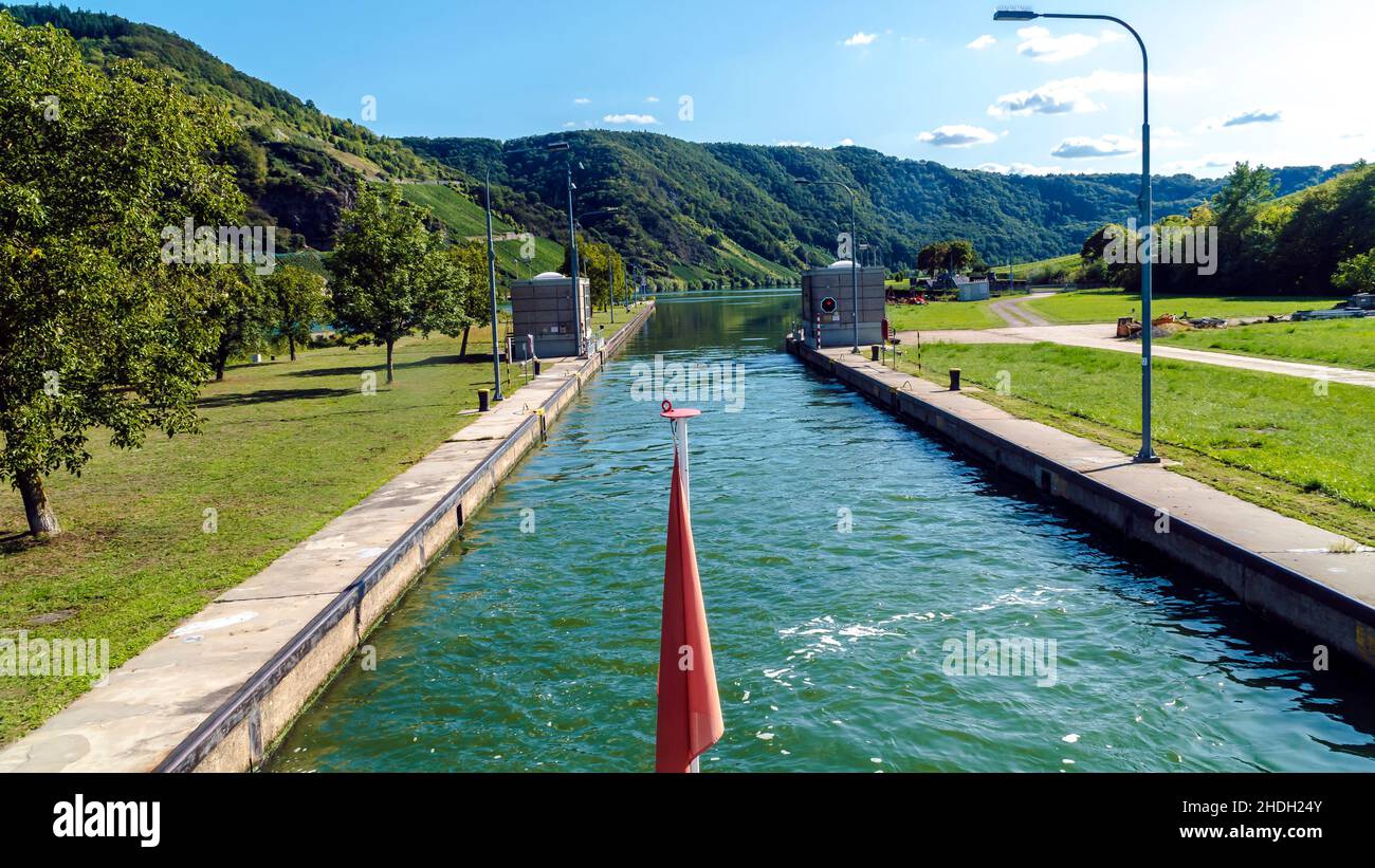 canal lock, sluice, canal locks, sluices Stock Photo - Alamy