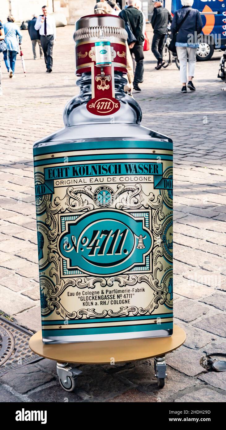 4711 logo hi-res stock photography and images - Alamy