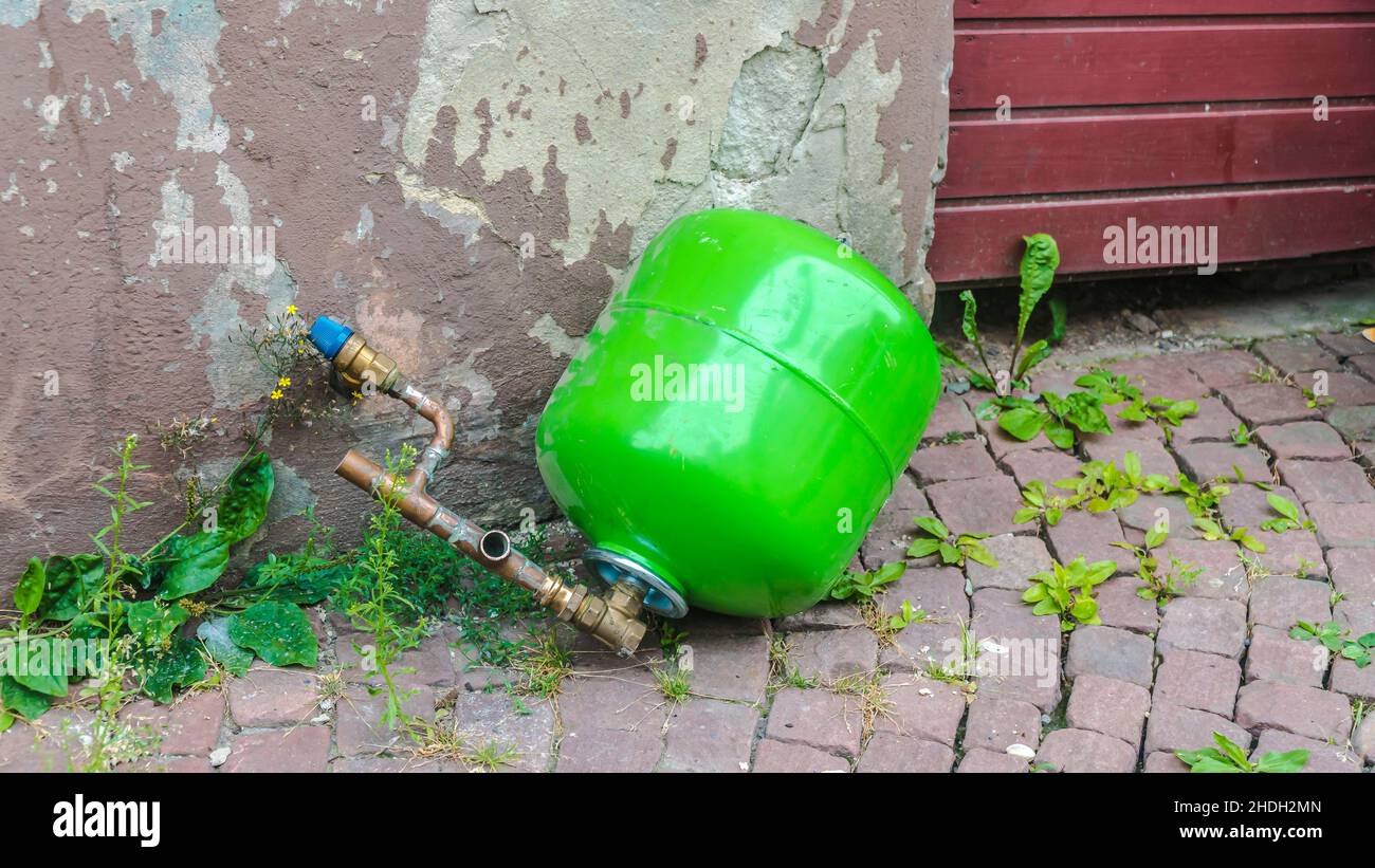 Gas cylinders gas cylinder hi-res stock photography and images - Alamy