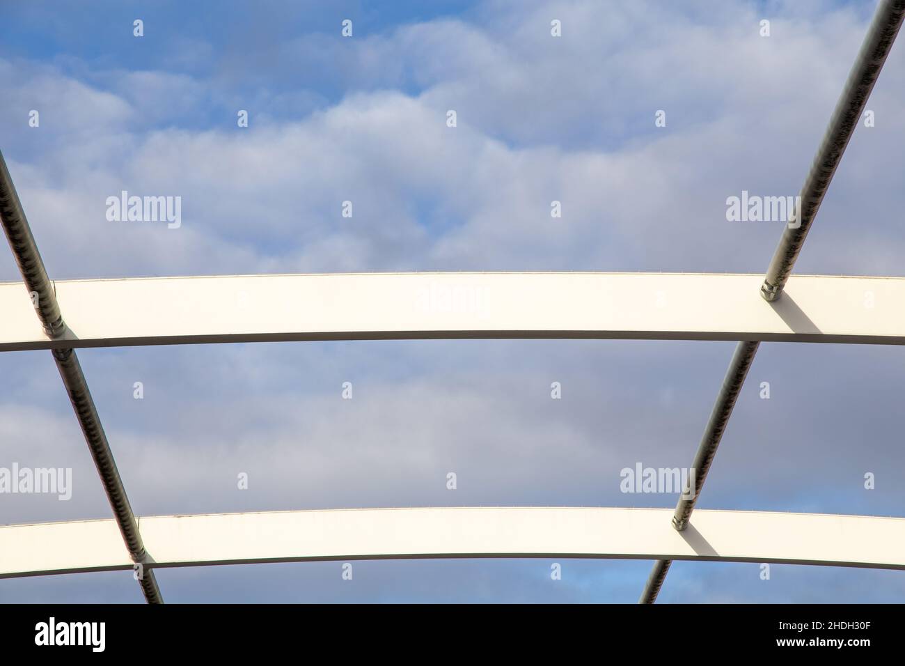 Steel girder roof hi-res stock photography and images - Alamy