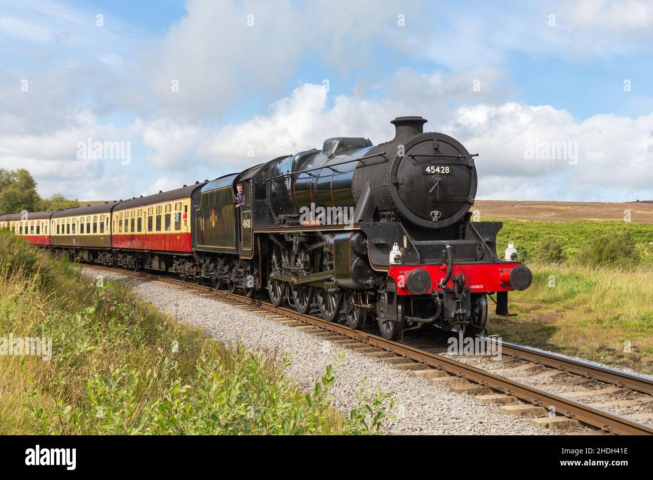 A steam train on the North Yorkshire Moors Railway Stock Photo - Alamy