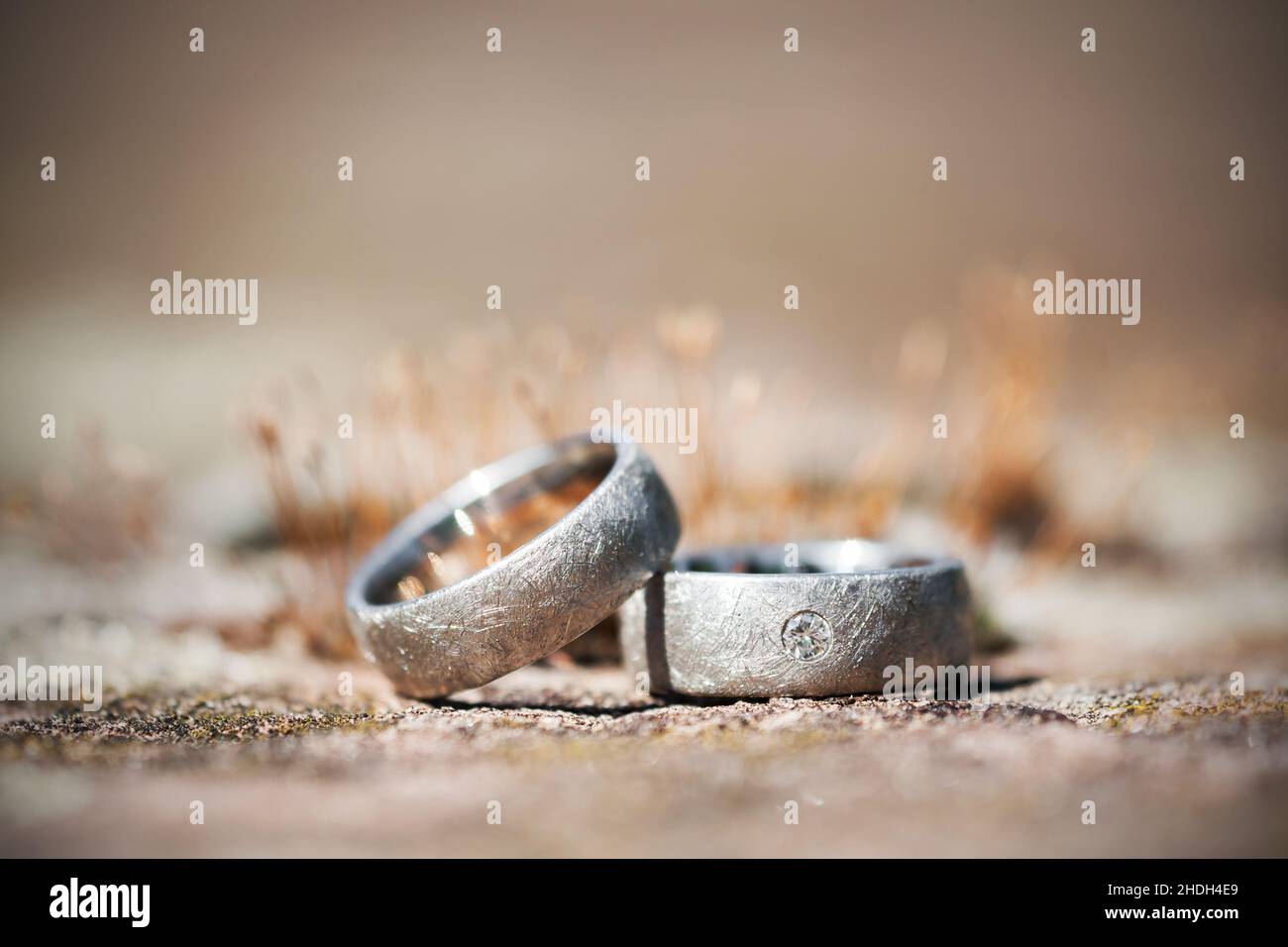 Silver weddings hi-res stock photography and images - Alamy