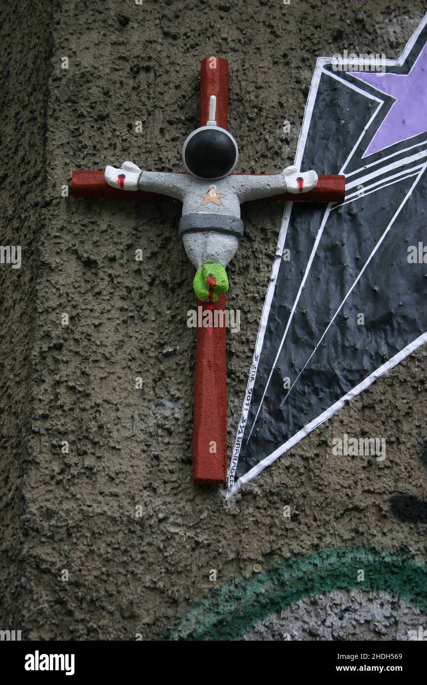 Aliens wall art hi-res stock photography and images - Alamy