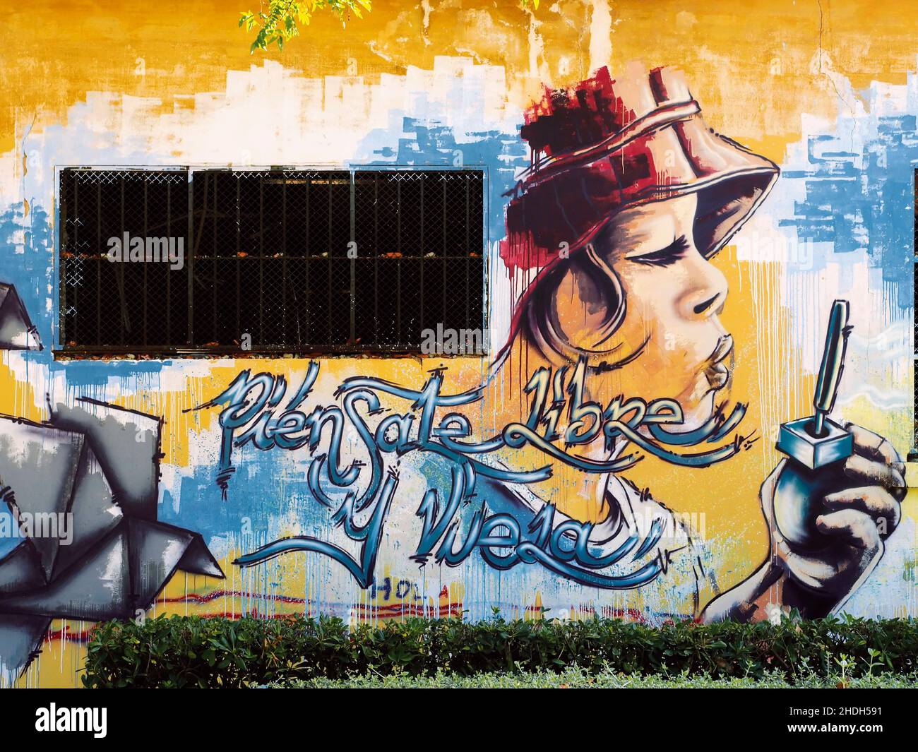 Barcelona graffitis hi-res stock photography and images - Alamy