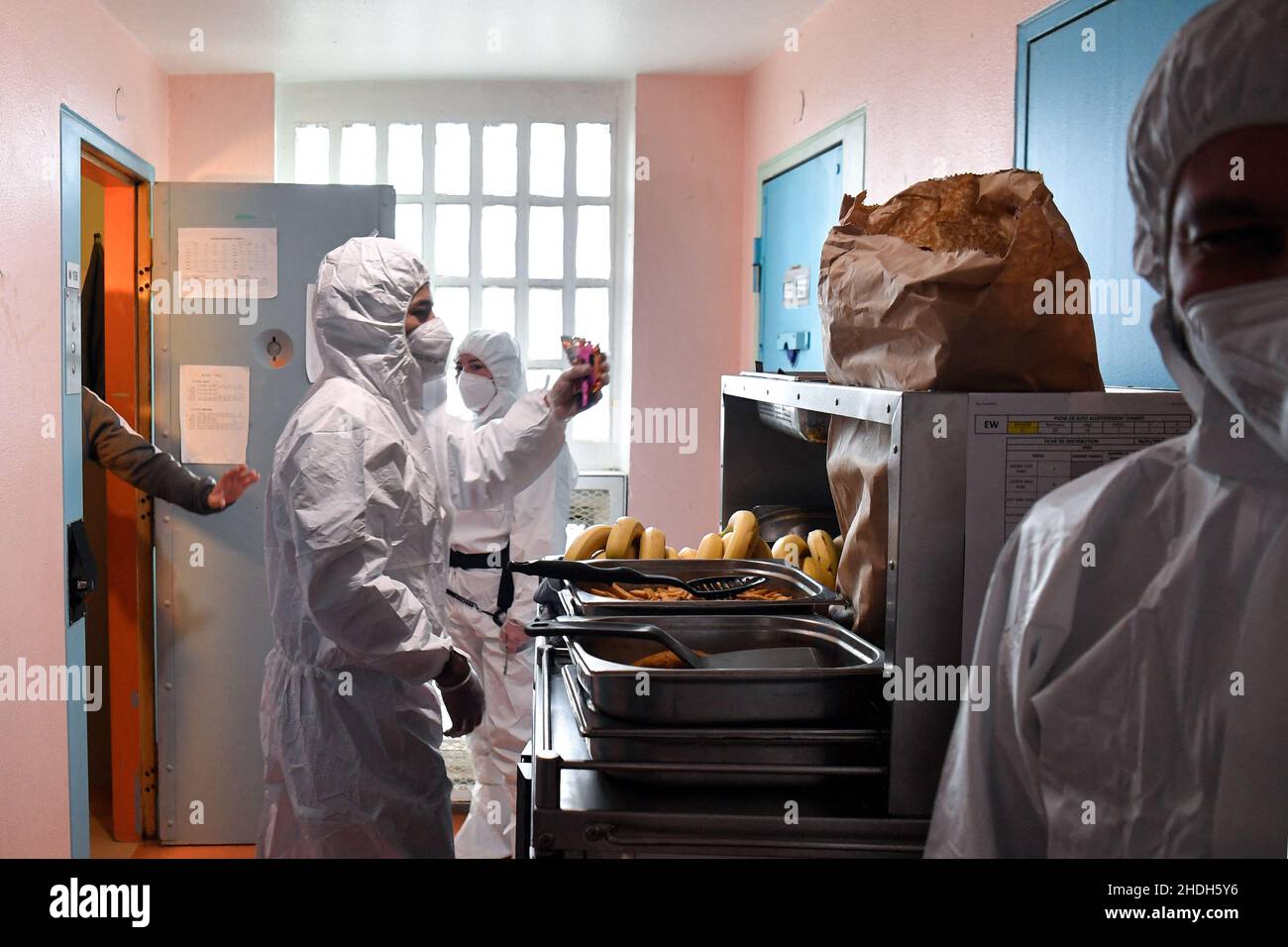 Detainee meals hi-res stock photography and images - Alamy