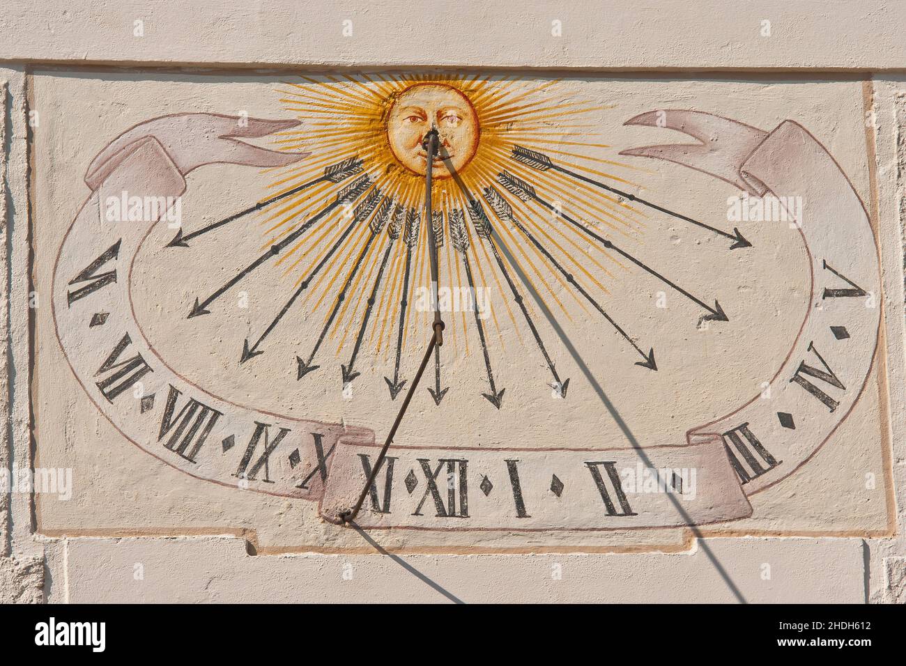 Historical sundial hi-res stock photography and images - Alamy
