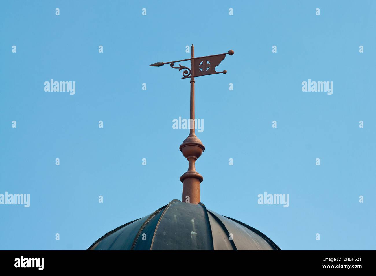 Cardinal points hi-res stock photography and images - Alamy