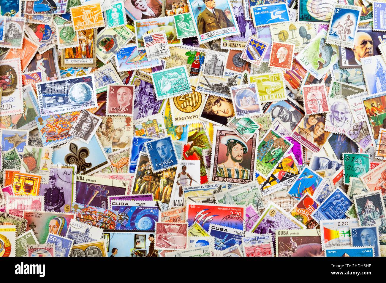 Pile of international stamps Stock Photo - Alamy