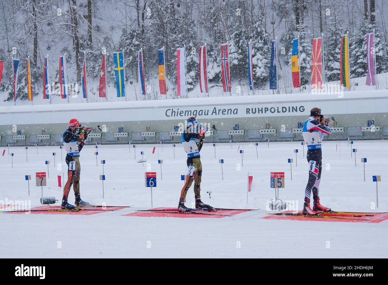 Shooting rifle biathlon rifles hi-res stock photography and images - Alamy