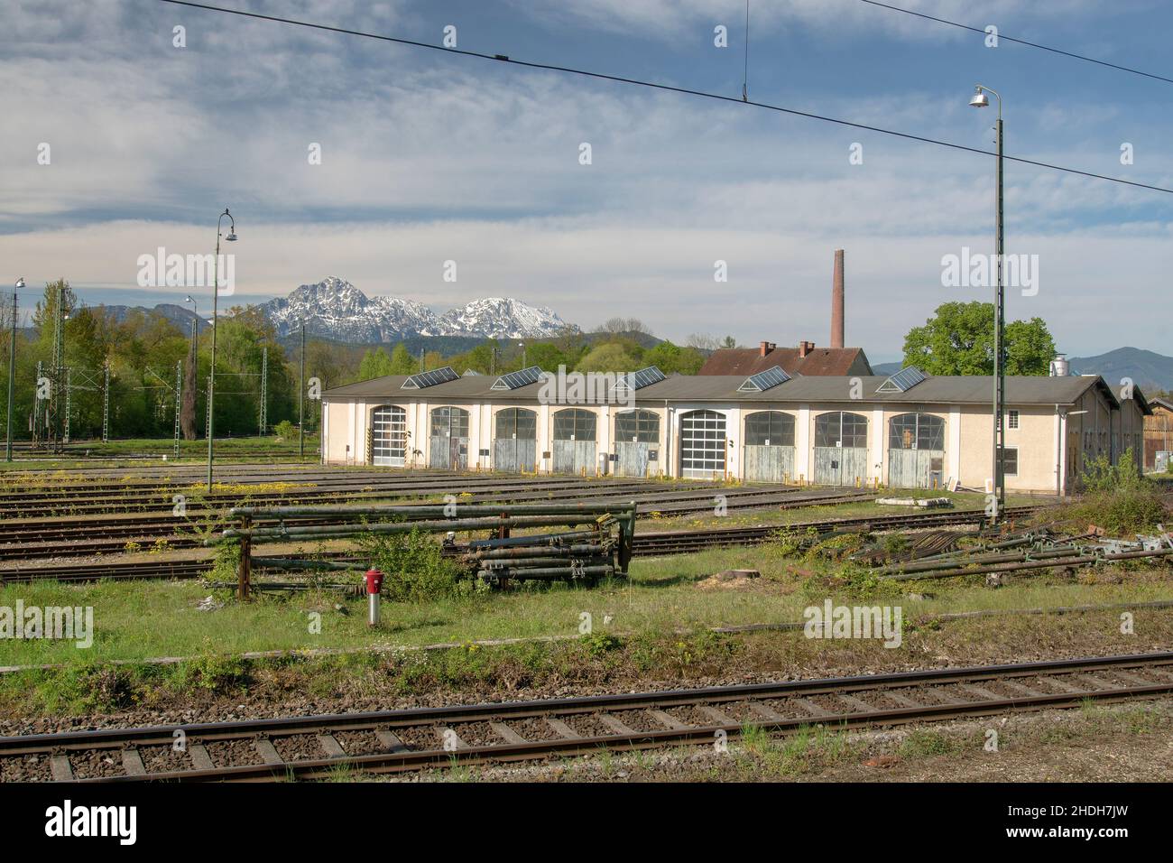 railroad station, railroad tracks, roundhouse, railroad stations ...