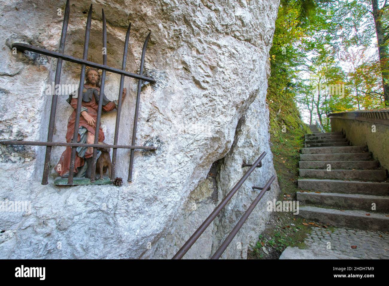 Stature horizontal hi-res stock photography and images - Alamy
