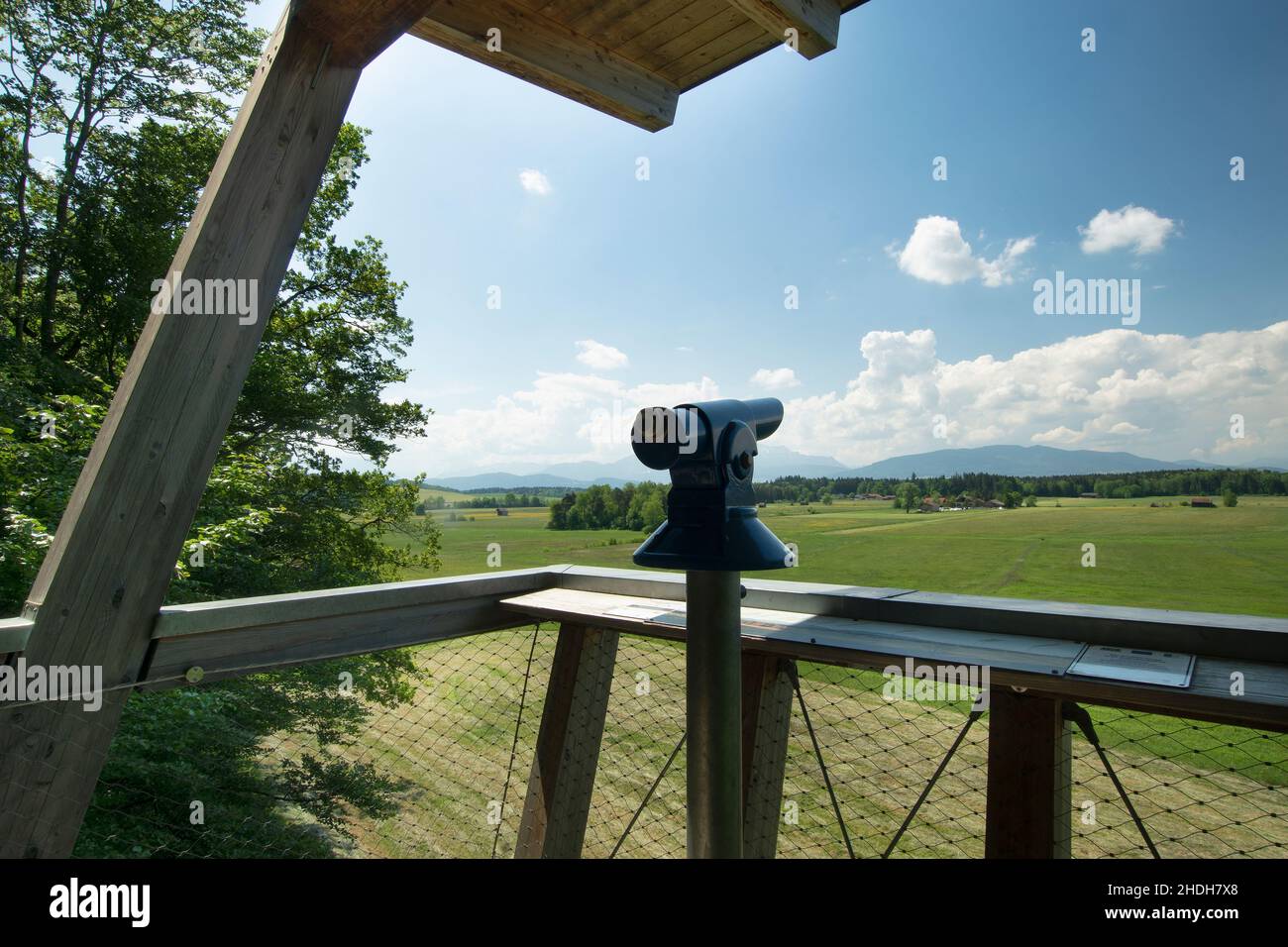Field viewing platform hi-res stock photography and images - Alamy