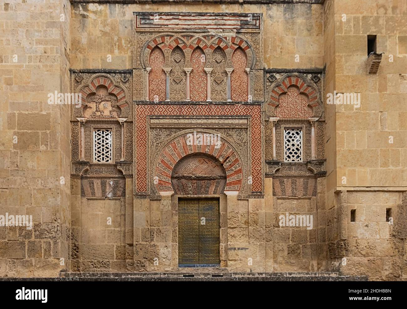 Great golden mosque hi-res stock photography and images - Alamy