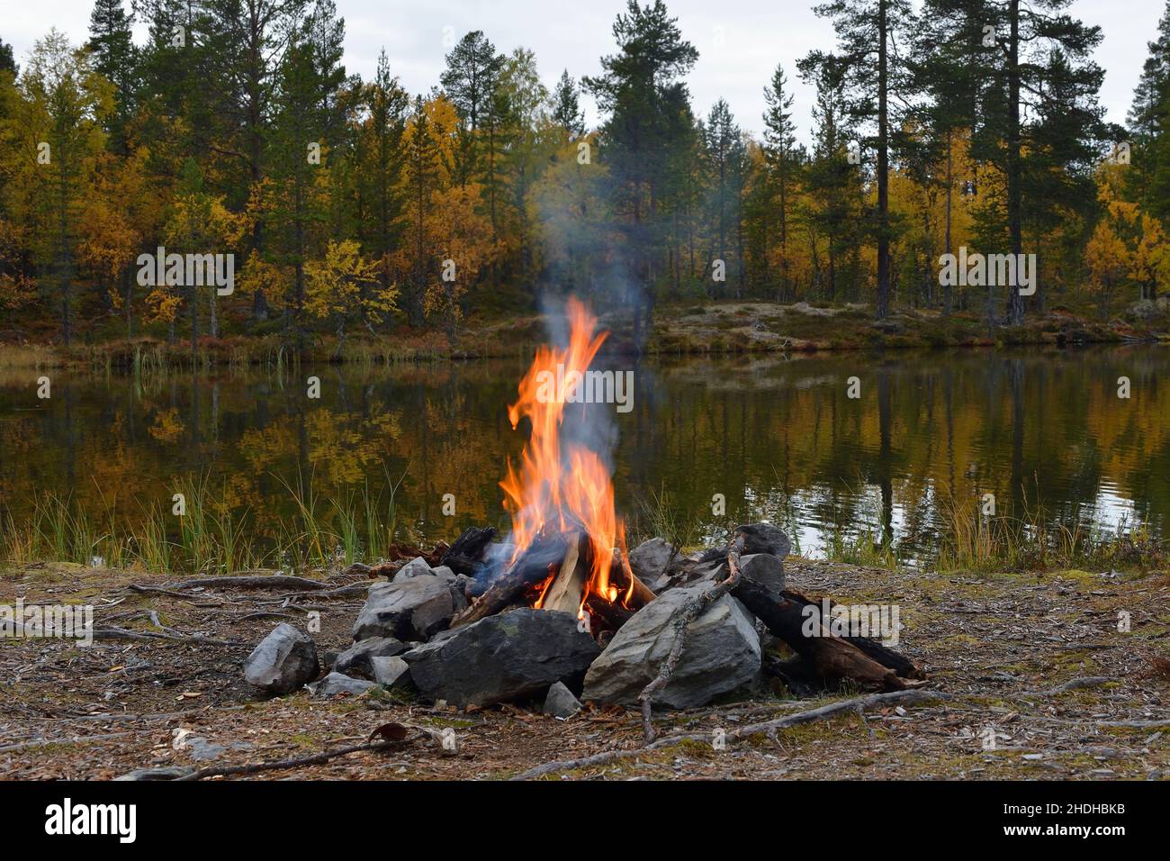 campfire, fire pit, campfires, fire pits Stock Photo - Alamy